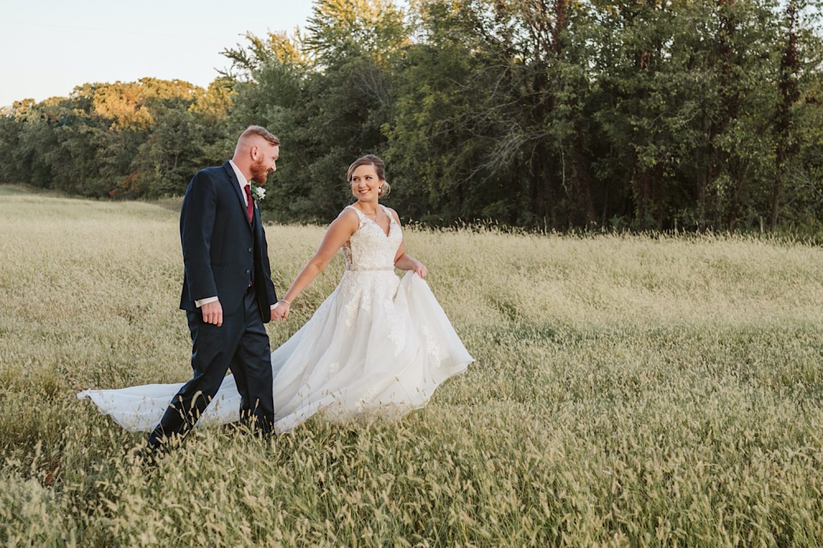 Sweet Clover Farms Wedding – Hey Dunns! – Hey Tay
